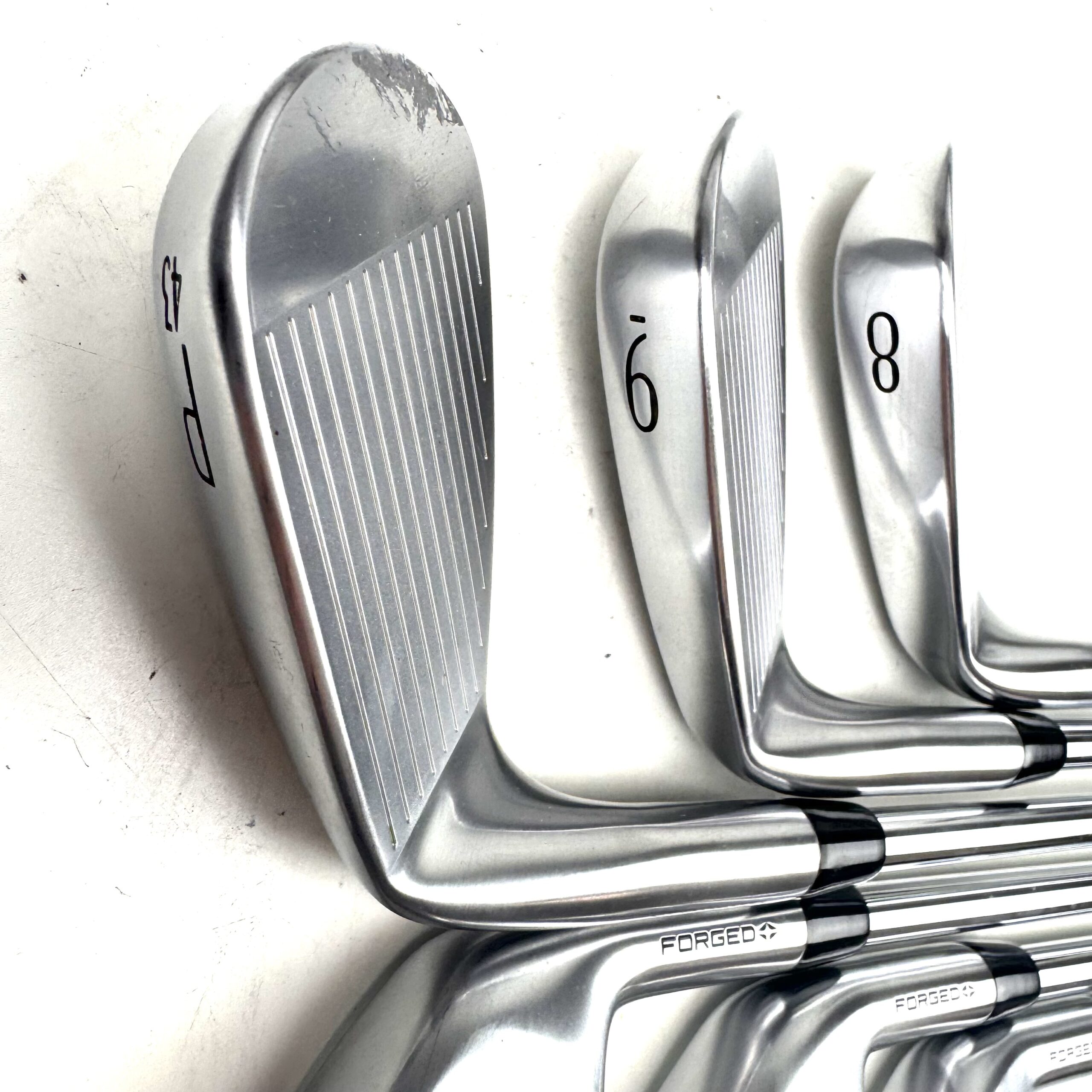 Titleist T250 Irons / 5-PW / AMT Black Regular Flex